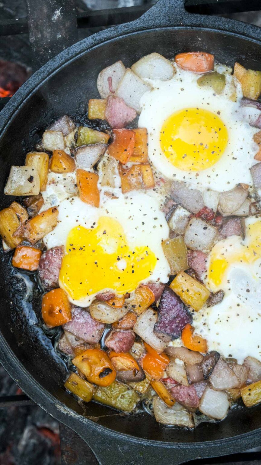 Cast Iron Breakfast Bake - Molé in the Wall
